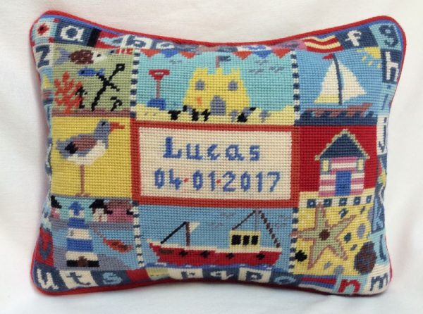 Woolly fabric for your tapestry | Jolly Red