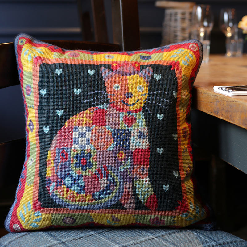 Patchwork Cat | Jolly Red