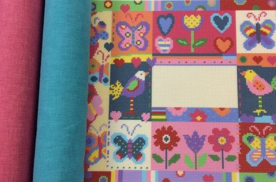 Jolly Red, stitch a little happiness